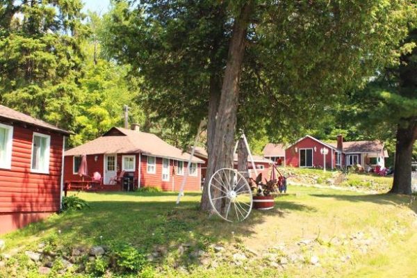 Cottage Resorts - My Haliburton Highlands